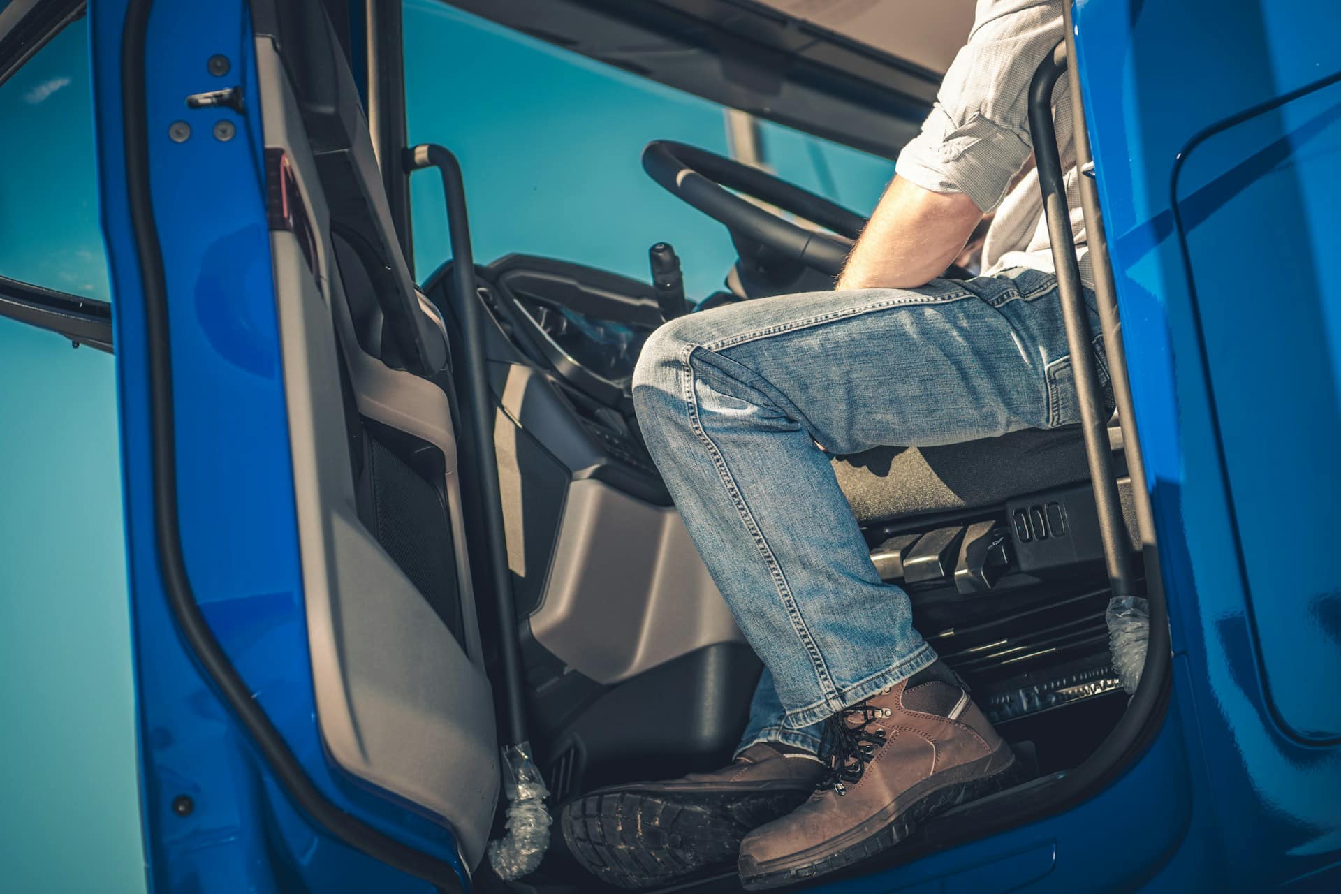 CDL Truck Driver Training in Las Vegas | RTDS Trucking School